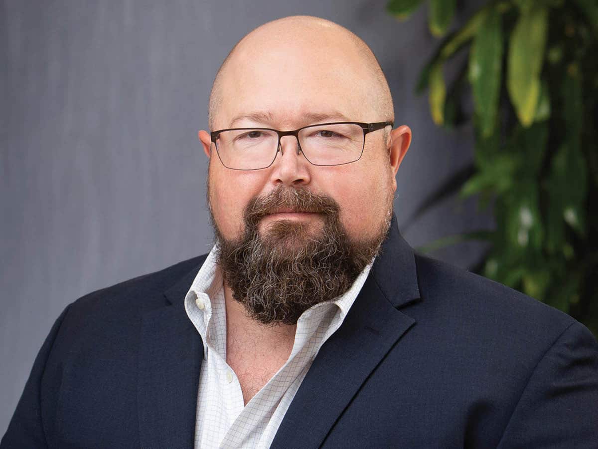 Cody Cockroft Receives Michael L. Nichols Client Service Award